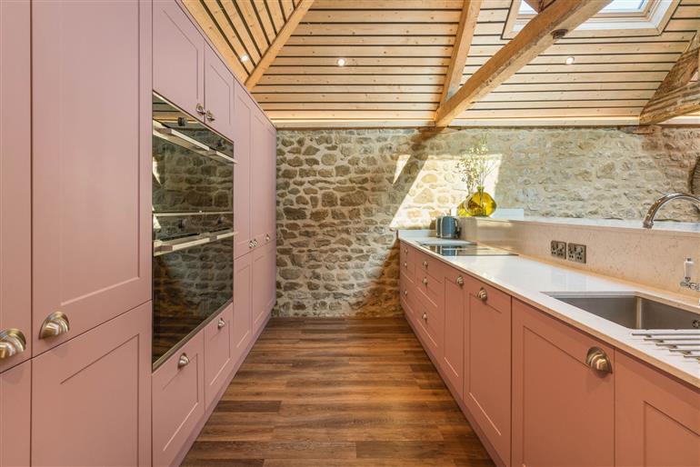 Clay Hill House in Chapmanslade, Wiltshire Pet Friendly - cottage ...