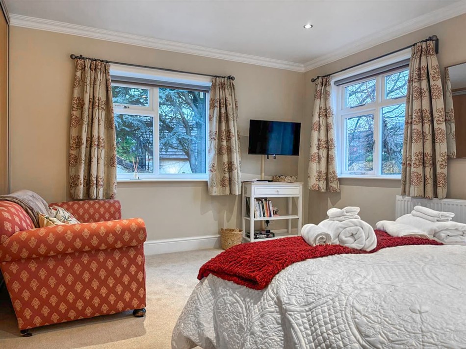 Treetops (Ref : UK51147) in Baildon Pet Friendly - cottage weekend and ...
