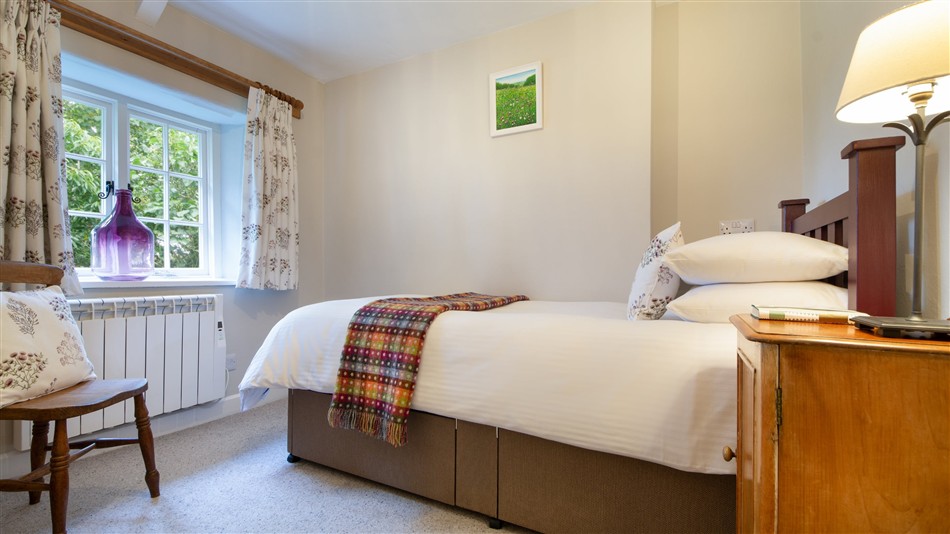 Triggabrowne Meadow Cottage in Lanteglos-by-fowey, Cornwall Pet ...