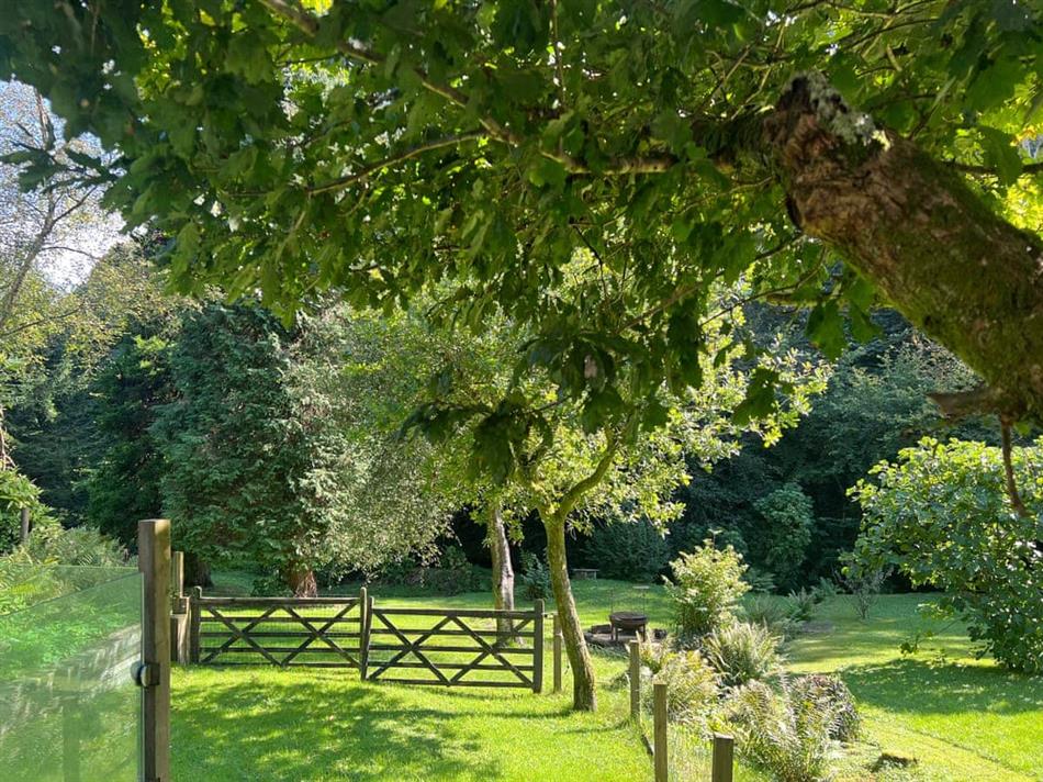 Casa BowWow (Ref : UK48047) in Rudry, near Cardiff Pet Friendly ...