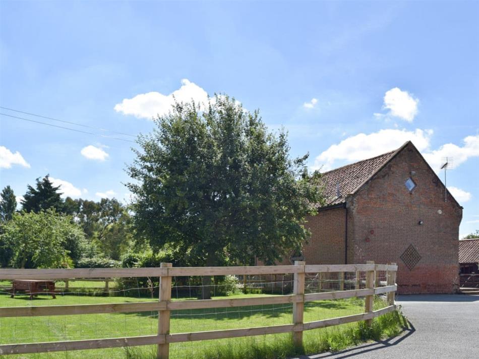 Red Barn Cottage (Ref : UKC693) in Kettleburgh, near Framlingham Pet ...
