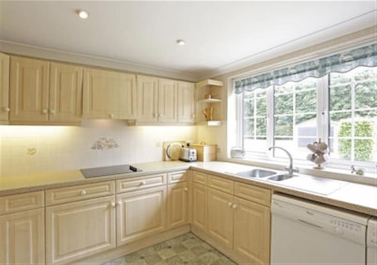 Pine Cottage in Aldringham - cottage holidays Aldringham