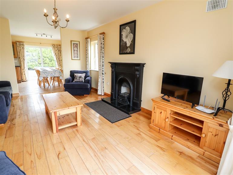 29 Church Field in Doonbeg (1103254) - sleeps 6 people
