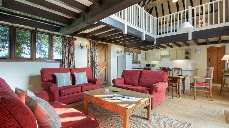 3 Horsey Barns in Horsey, Norfolk Pet Friendly - cottage holidays Norfolk
