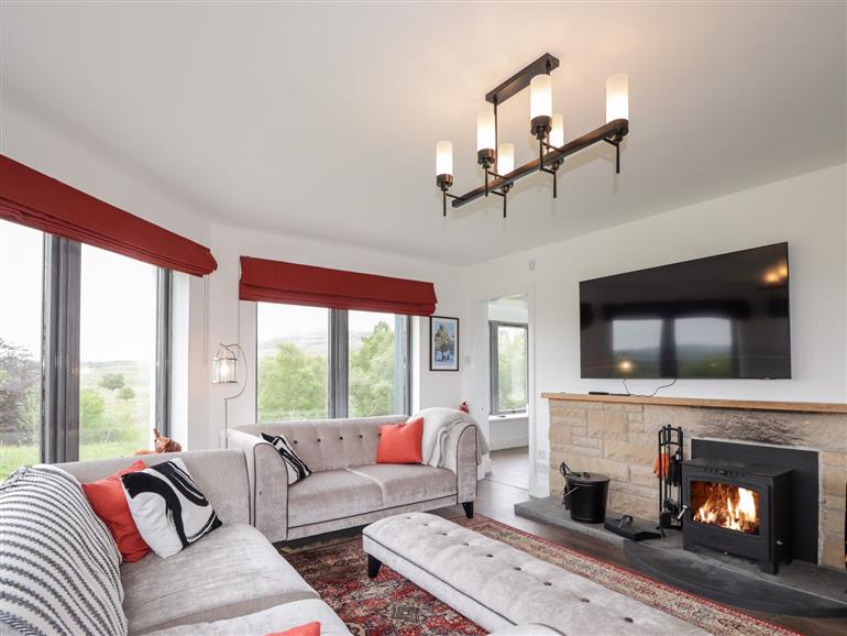 Challenger Lodge in Lairg (1128542) Pet Friendly with hot tub - sleeps ...