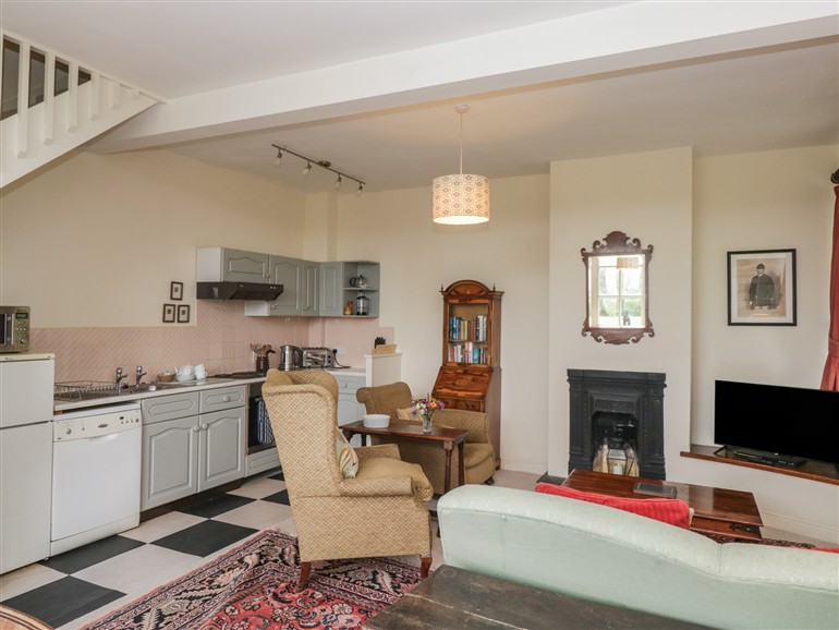 Huntsman's Cottage in Cartmel (1183045) Pet Friendly - sleeps 4 people