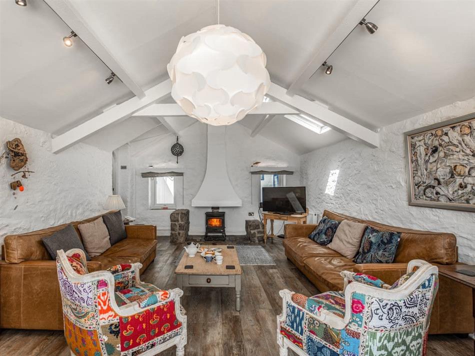 Blue Sails (Ref : JPV) in Llanfaes, Beaumaris, Anglesey. Pet Friendly ...