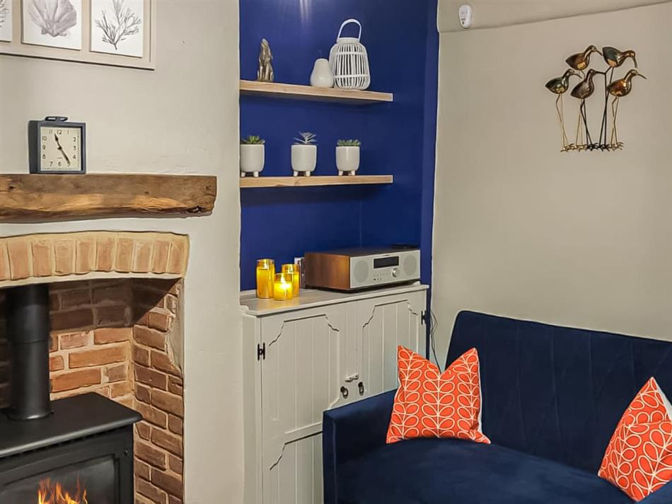 Bumble Bee Cottage (Ref : UK44764) in Sheringam Pet Friendly - cottage ...