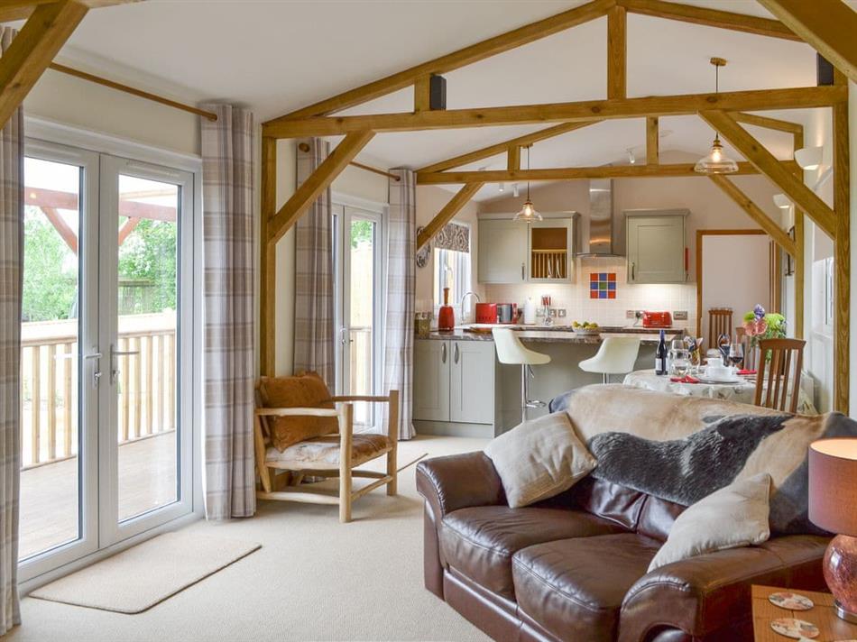 Cedar Lodge (Ref : UKC3437) in Cowbeech, near Hailsham - cottage ...