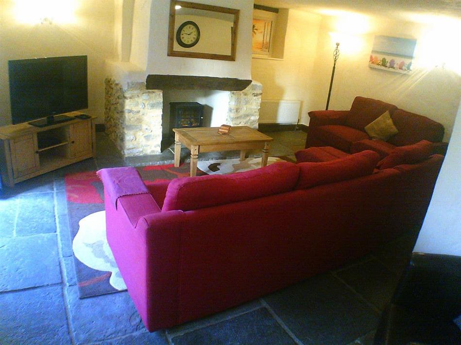 Cider Cottage (Ref : DXL) in Hawkchurch, Nr Lyme Regis. - cottage ...