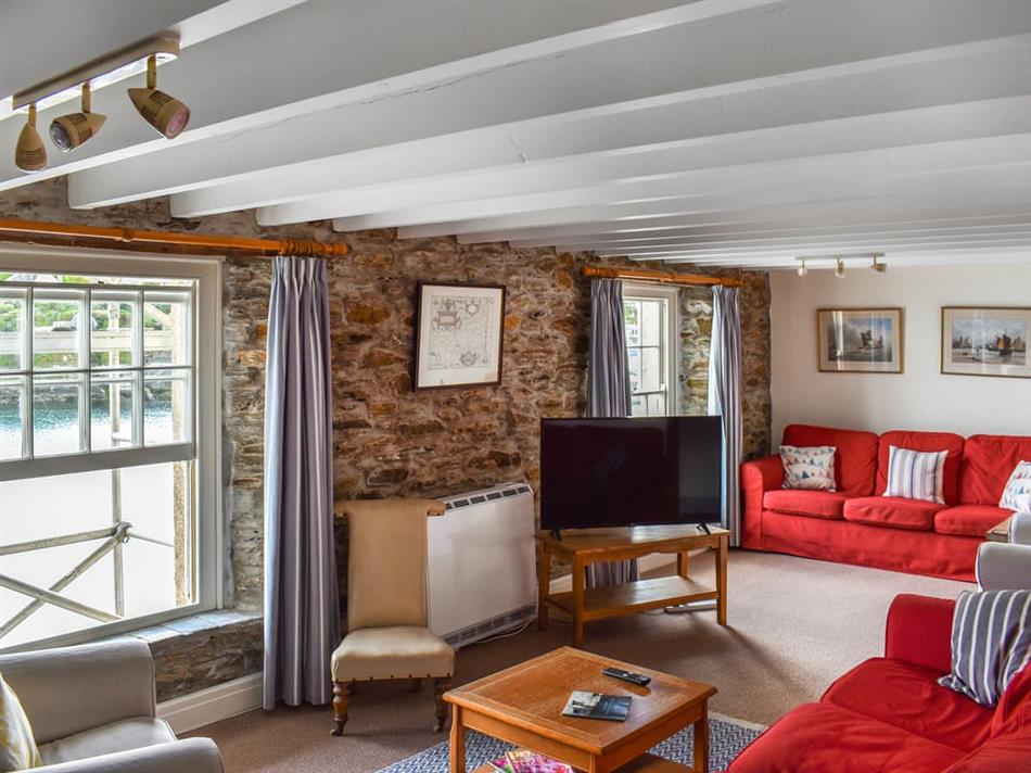 Corner Cottage (Ref : UK47402) in Portmellon Pet Friendly - cottage ...