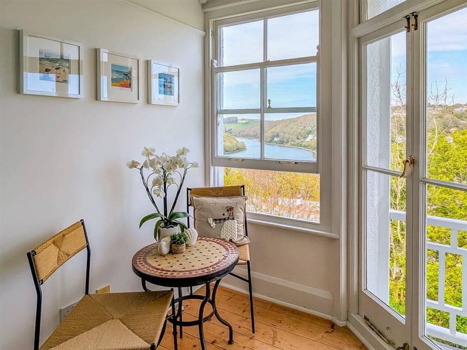 Denzell (Ref : UK49532) in Looe Pet Friendly - cottage weekend and ...