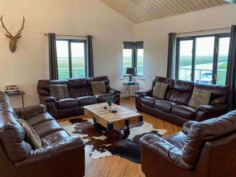 Ferry View (Ref : CYY) in Martham, Norfolk. Pet Friendly - cottage ...