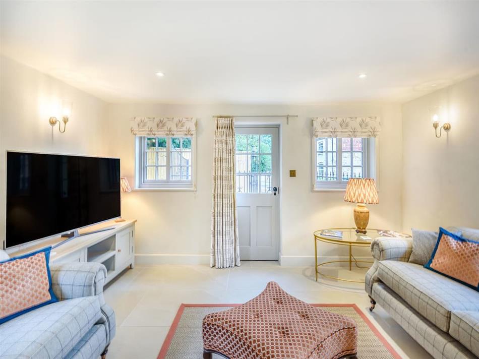 Halton Lodge (Ref : UK39833) in Halton Holegate - cottage weekend and ...