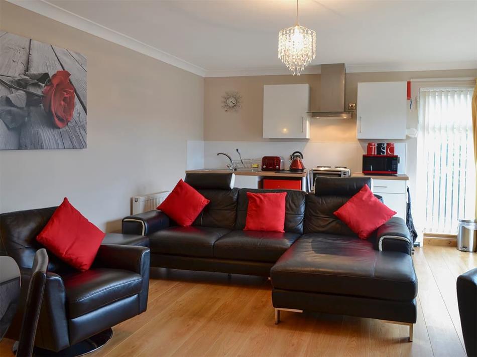 Ivy Cottage (Ref : UK5462) in Montrose Pet Friendly - cottage weekend ...