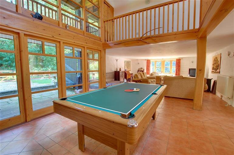 Rectory Barn in Bracon Ash - cottage holidays Bracon Ash