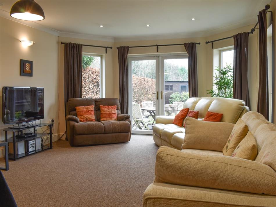 Redcot Holiday Bungalow (Ref : UK42517) in Allostock, near Knutsford ...