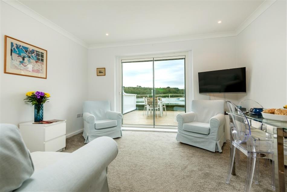 Riverside (Ref : 2589) in - cottage weekend and short breaks at holiday ...