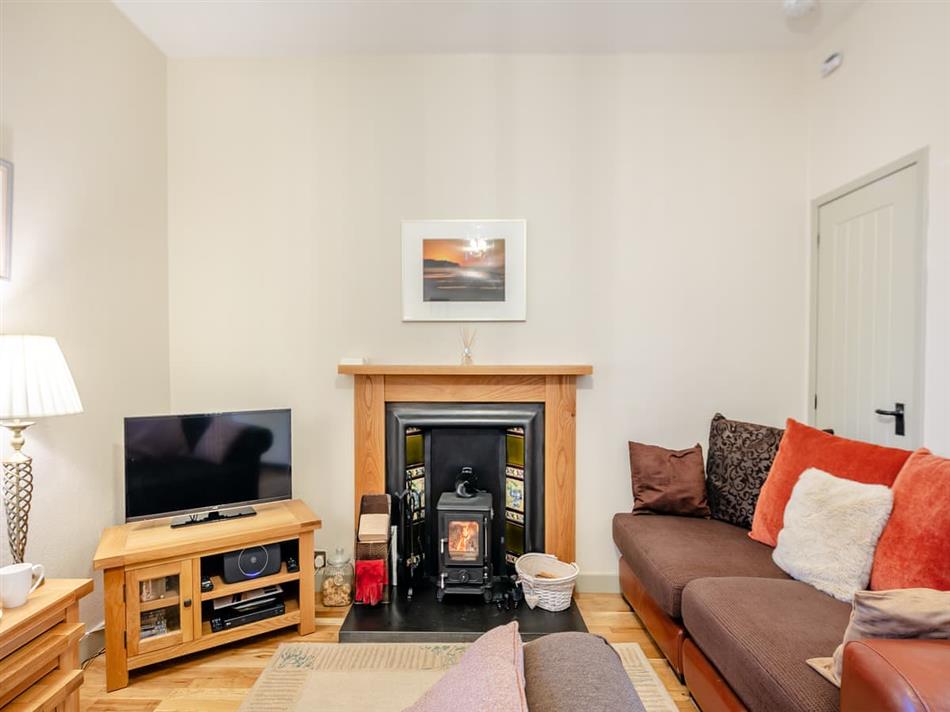 Rowan Cottage (Ref : UK42641) in Huntly - cottage weekend and short ...