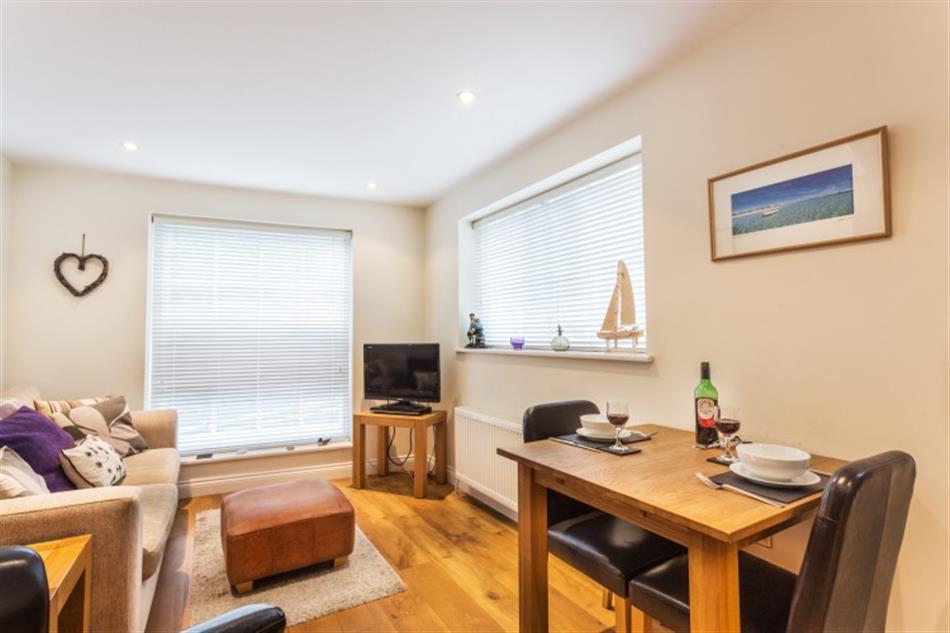 Silver Street Cottage (Ref : 1600) in - cottage weekend and short ...