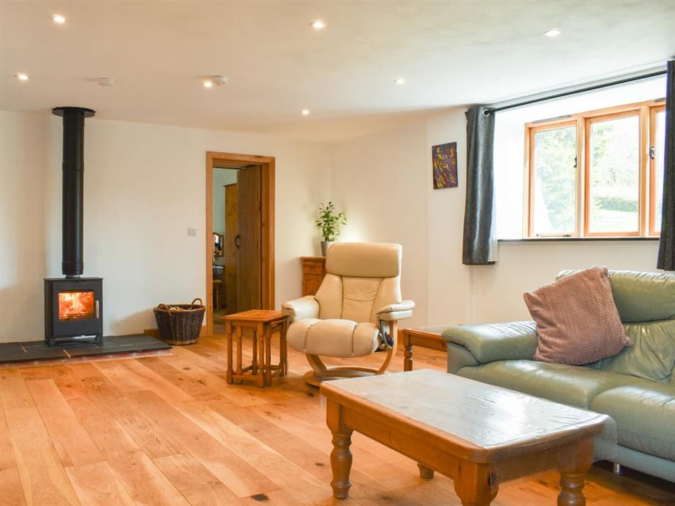 Slade Barn (Ref : UK42977) in Brayford Pet Friendly - cottage weekend ...