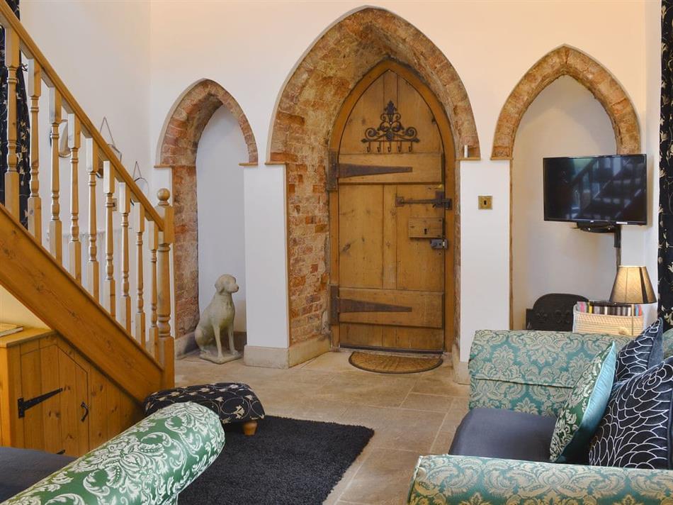 The Old Folly (Ref : IJQ) in Hunmanby, Nr Filey, N. Yorks. Pet Friendly ...