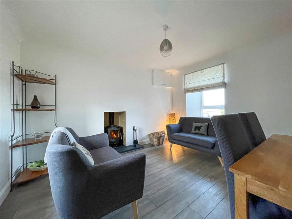 East Cottage (Ref : UK39354) in Sandwick, Outer Hebrides - cottage ...