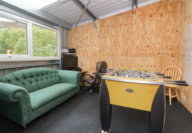 Larch in Etteridge near Newtonmore (1109438) Pet Friendly - sleeps 2 people