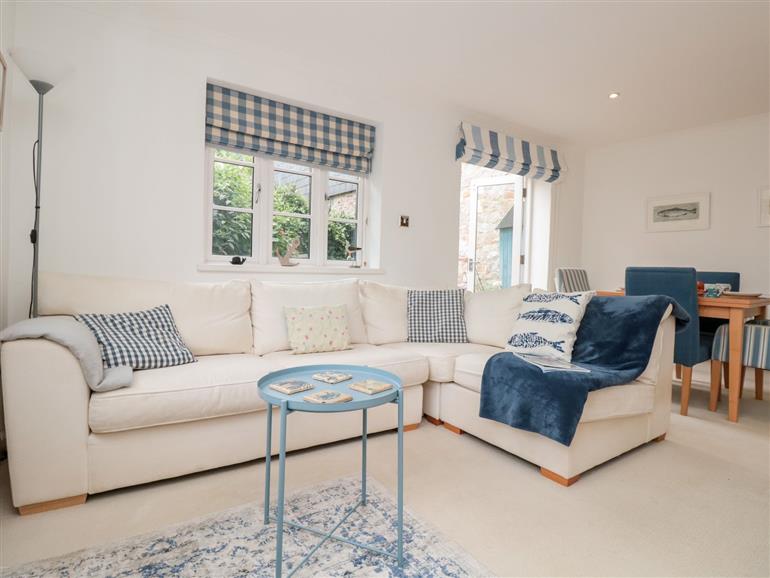 November Cottage in Dittisham (1133940) Pet Friendly - sleeps 4 people