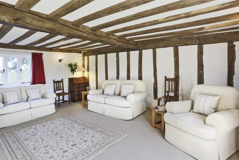 Old Black Horse Farm in Finningham - cottage holidays Finningham
