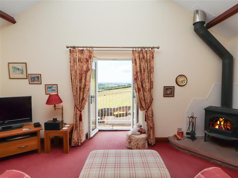 Rambling Rose Cottage in Ireby near Caldbeck (1160760) - sleeps 4 people