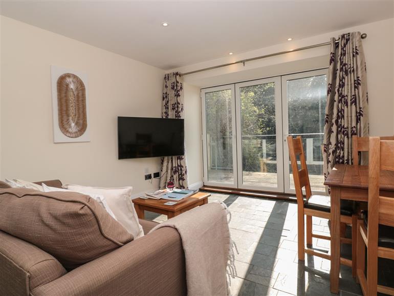 Spanish Boathouse (1123695) in Galmpton - sleeps 2 people