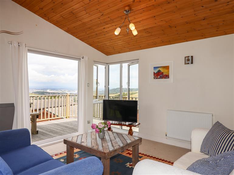 Tamar View Lodge in Millbrook (1138509) Pet Friendly - sleeps 4 people
