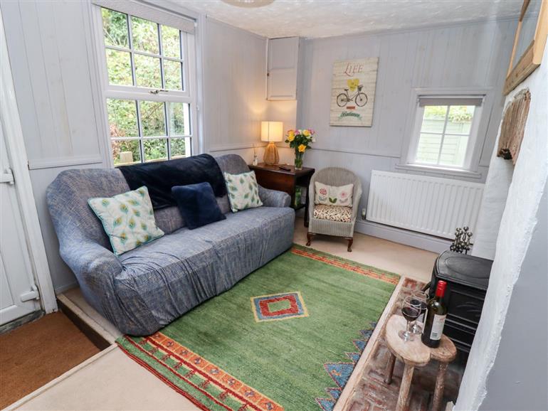 Tate Cottage in Whitby (1102878) Pet Friendly - sleeps 4 people