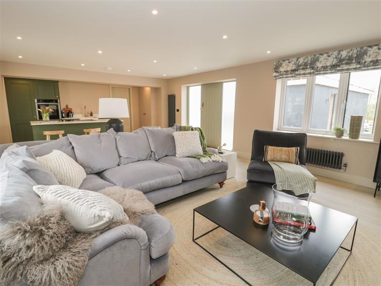 The Grain Store in Llanfechell (1127831) with hot tub - sleeps 4 people