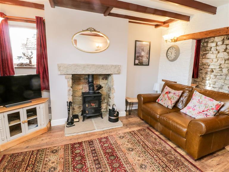 The Lodge (1062006) Pet Friendly in Stainsacre near Whitby - sleeps 4 ...