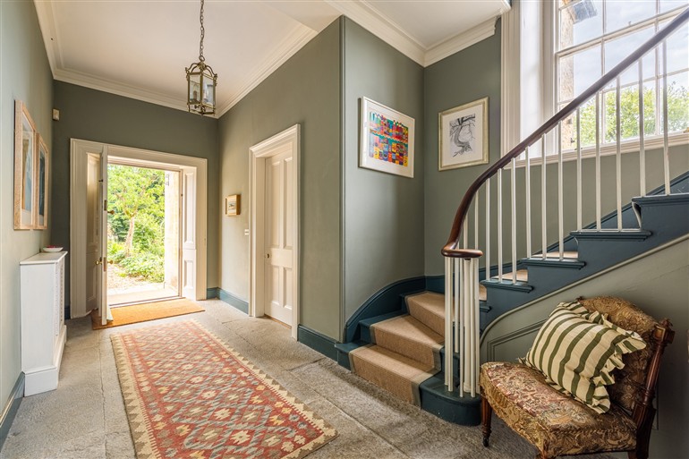 The Old Vicarage in Merriott (1176508) Pet Friendly - sleeps 8 people