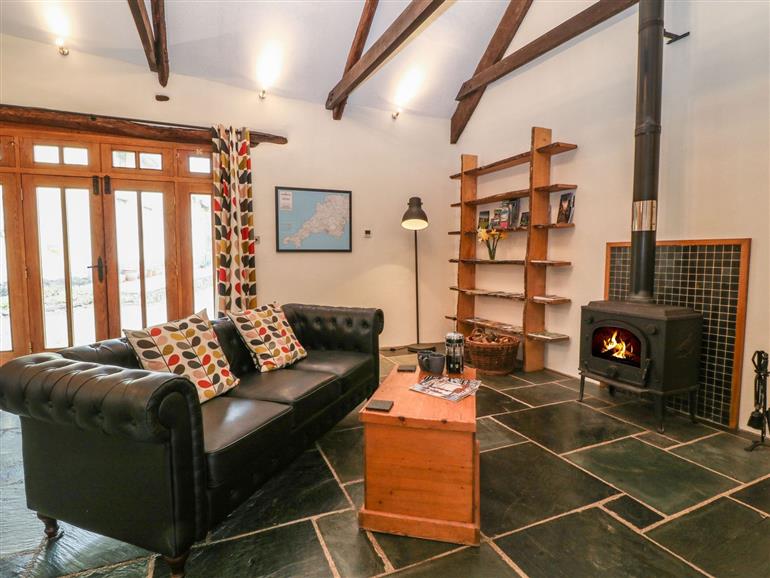 The Threshing Barn (1129119) in Highampton - sleeps 2 people