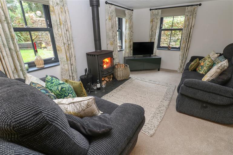 Wood Brook Cottage in Crowan (1109230) Pet Friendly - sleeps 6 people