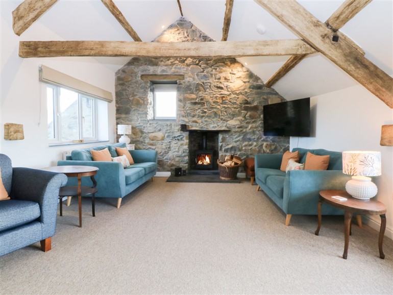 Yr Hen Felin in Dyffryn Ardudwy (1156954) Pet Friendly - sleeps 10 people
